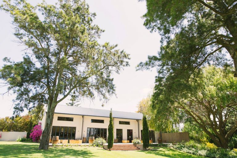 ABOUT US – 401 Rozendal